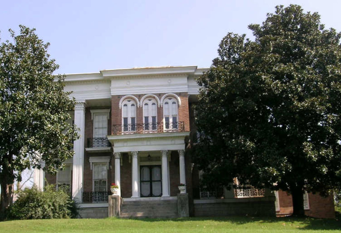 Ghost stories of Clarksville: Hauntings and harrowing local legends ...