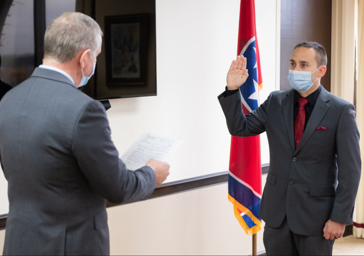 Mayor Pitts swears in new CPD officer - ClarksvilleNow.com