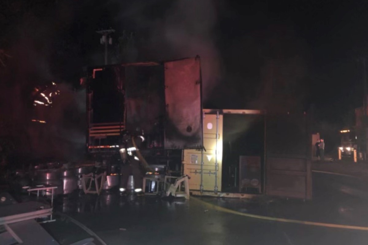 Trailer being used for homeless camp set on fire behind Madison Street ...