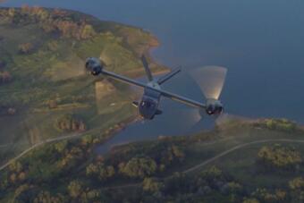 Replacing the Black Hawk: Bell Textron’s Valor tiltrotor wins Army ...