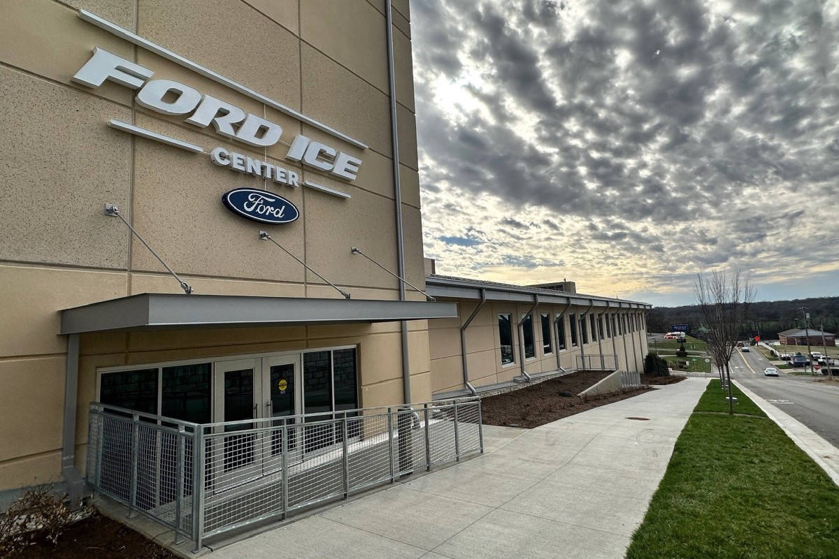 Hockey leagues, figure skating, games: What will be offered at Ford Ice ...