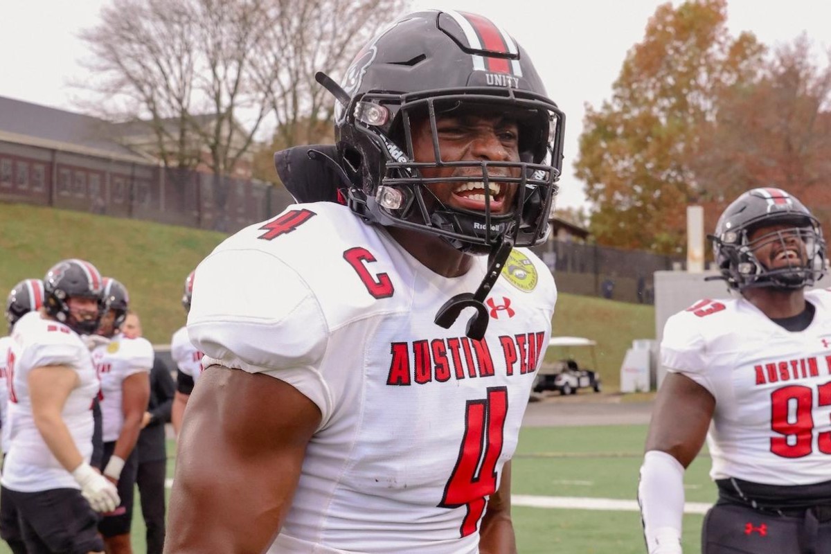 Austin Peay’s Coach Walden, senior linebacker nominated for national ...