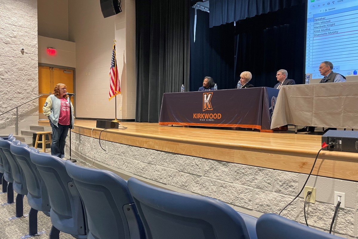 Parents discuss Kirkwood Elementary rezoning impact on special needs ...