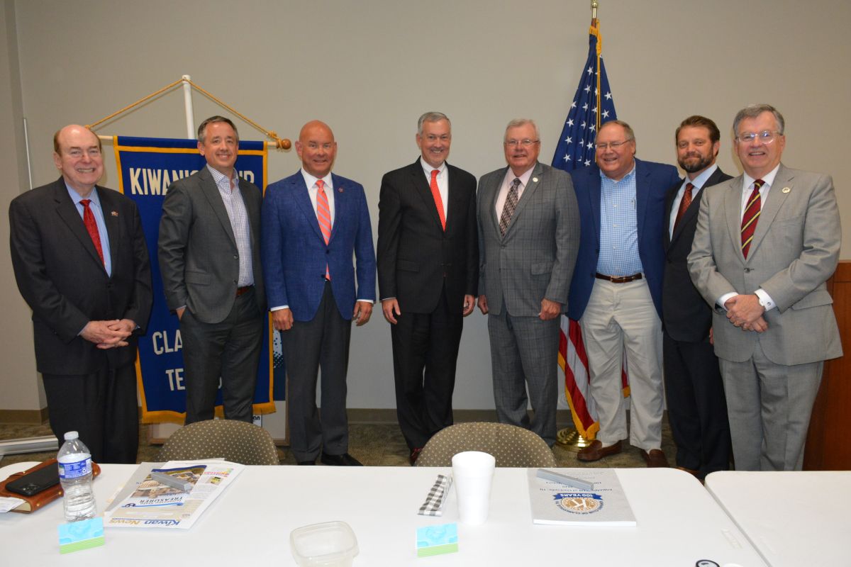 Retiring state Rep. Curtis Johnson thanks Clarksville for years of ...