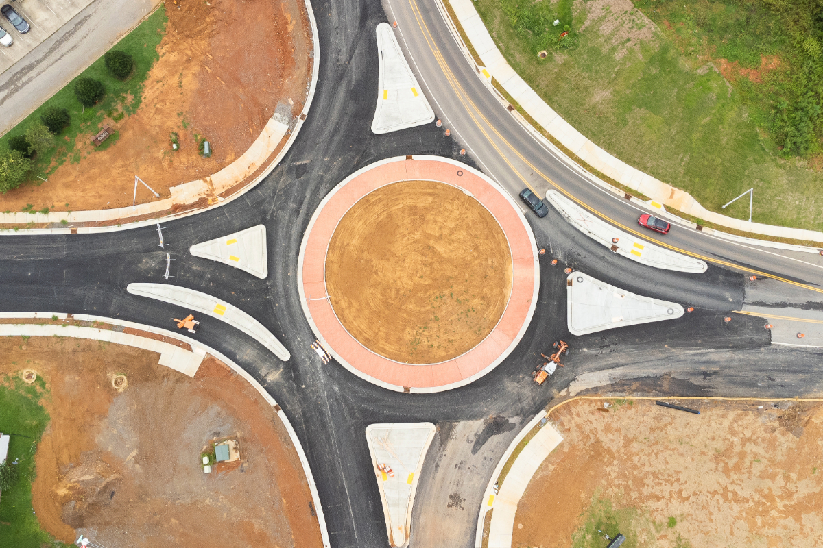 Are you ready for roundabout? Whitfield/Needmore traffic circle opens ...