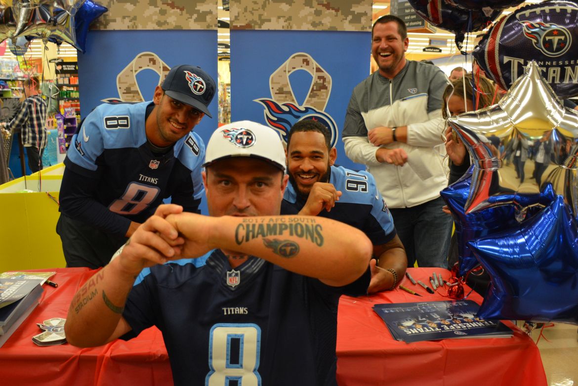 PHOTOS: Tennessee Titans fans meet Marcus Mariota | ClarksvilleNow.com