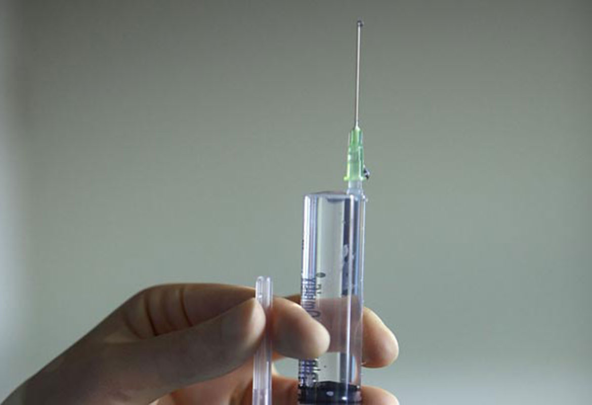 Who will get the COVID-19 vaccines first in Tennessee? Here’s the list ...
