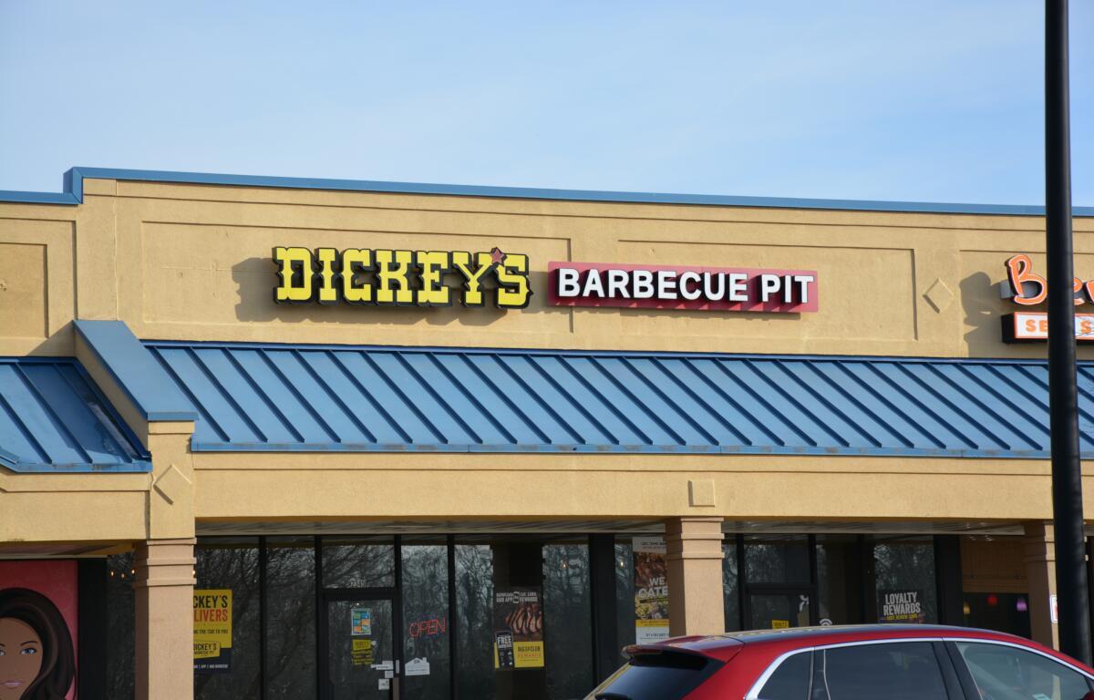 Barbecue of Clarksville: 12 BBQ joints for pulled pork, dry rubs and ...