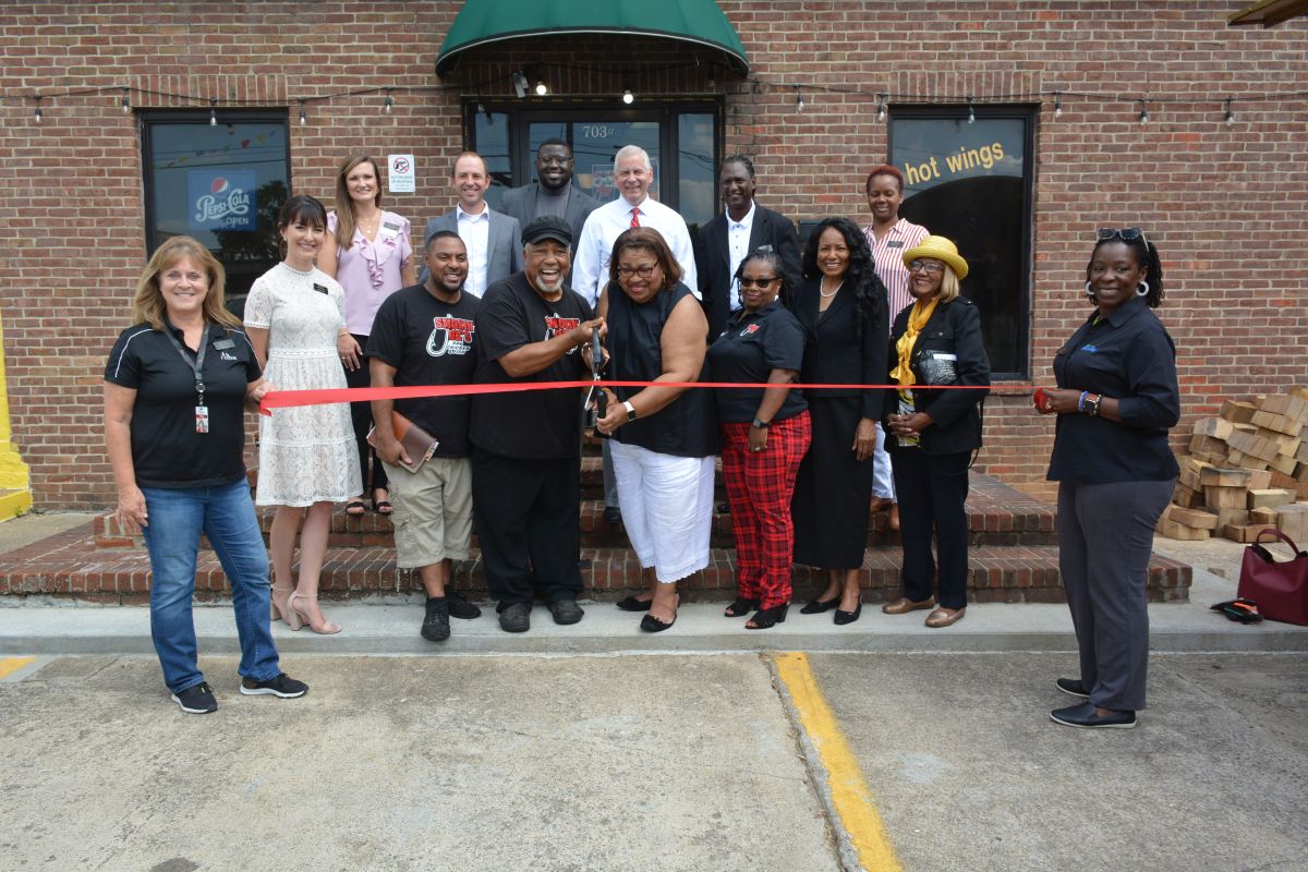 Smokin’ Joe’s old fashioned, old school cooking joins Chamber of ...