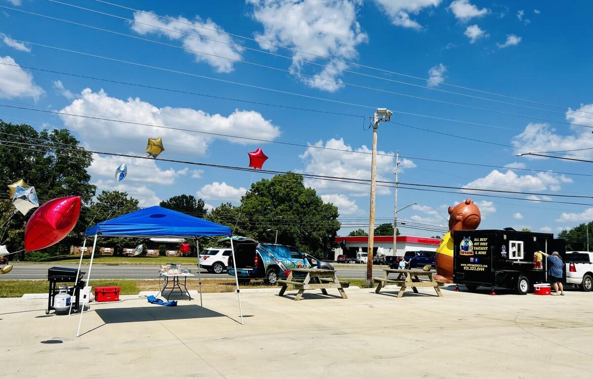 Pit Stop Auto Services opens new Collision Center, fixing it all from ...