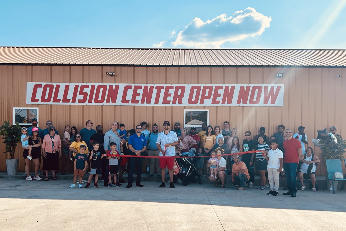 Pit Stop Auto Services opens new Collision Center, fixing it all from ...