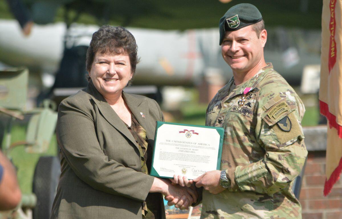 Fort Campbell says farewell to garrison commander Col. Andrew Jordan ...