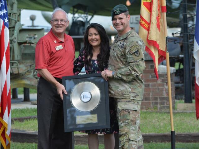 Fort Campbell says farewell to garrison commander Col. Andrew Jordan ...