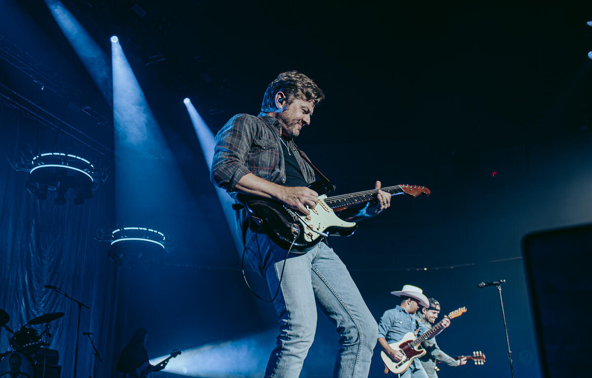 Justin Moore makes history as first ever concert at F&M Bank Arena ...