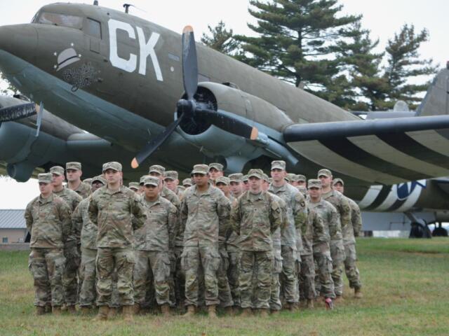 101st Airborne Division 3rd BCT cases colors for deployment to Eastern ...
