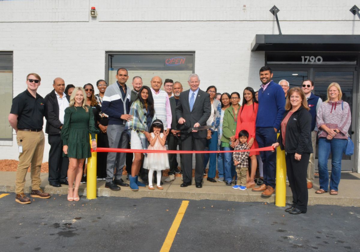 Liquor Warehouse joins Clarksville Area Chamber of Commerce ...