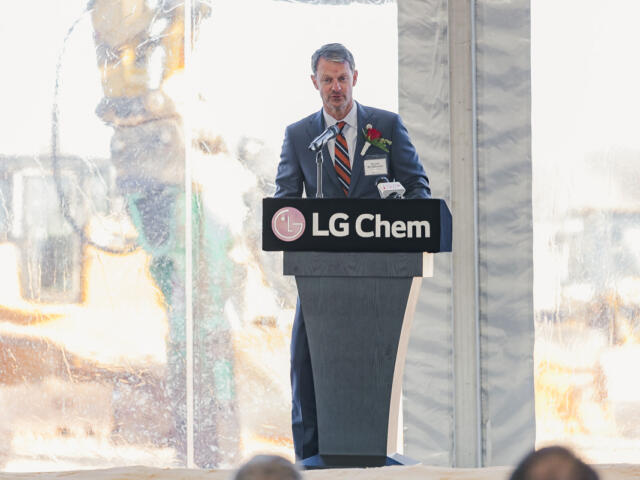 LG Chem breaks ground on $3.2 billion EV battery materials plant in ...