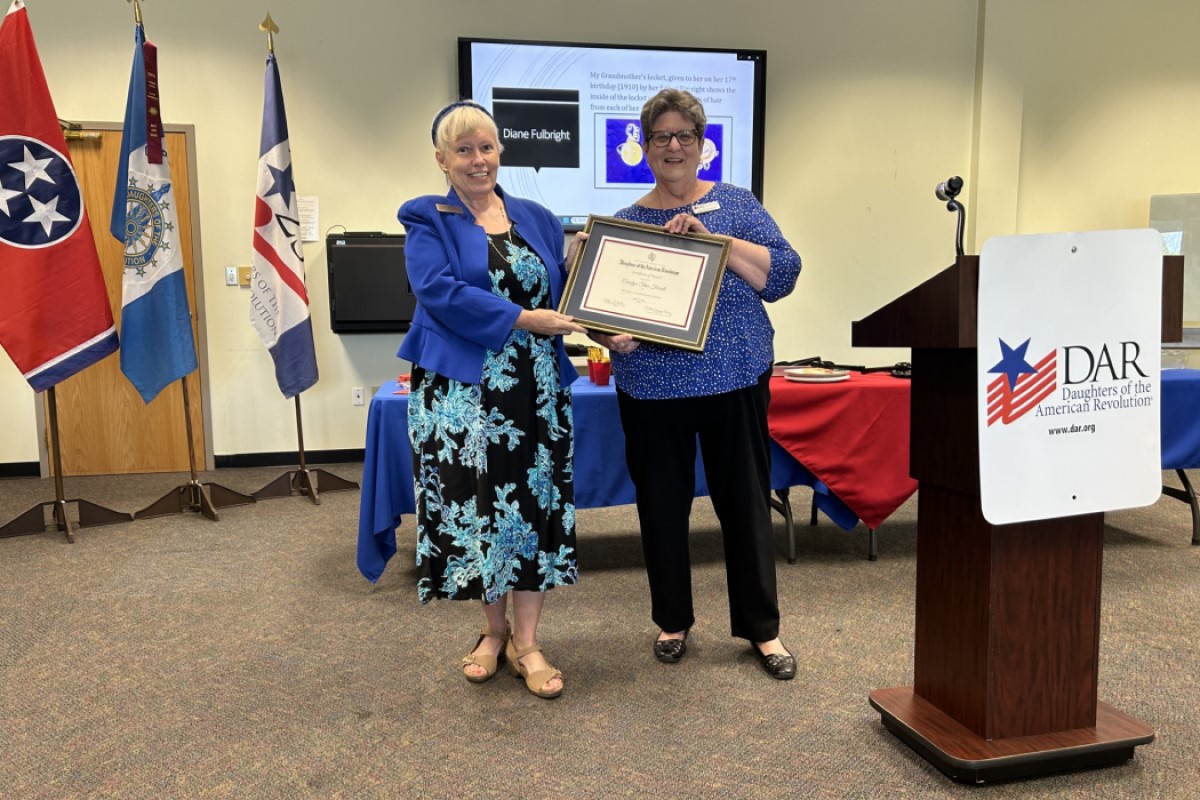 Carolyn Ferrell receives Community Service Award from the Daughters of the American Revolution ...