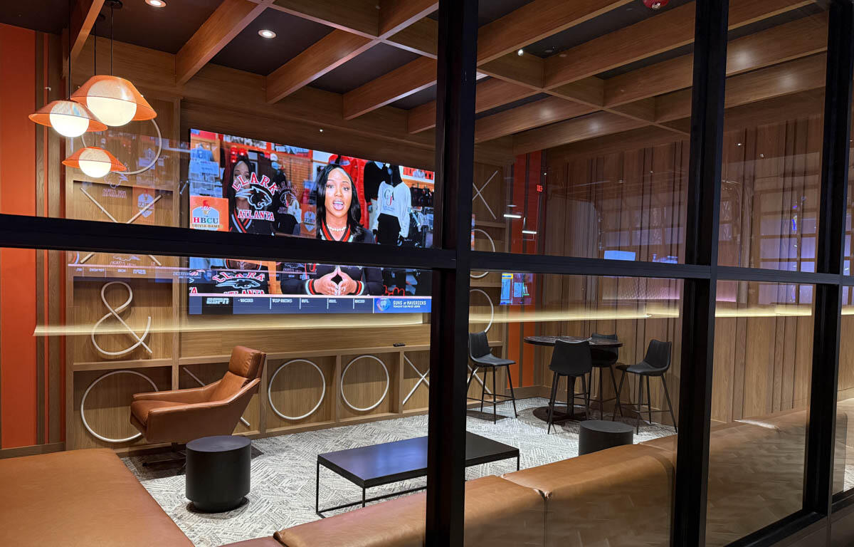 Dave & Buster’s: Sneak peek inside 160-game arcade opening this month ...