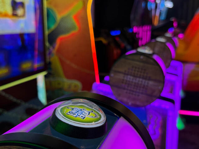 Dave & Buster’s: Sneak peek inside 160-game arcade opening this month ...