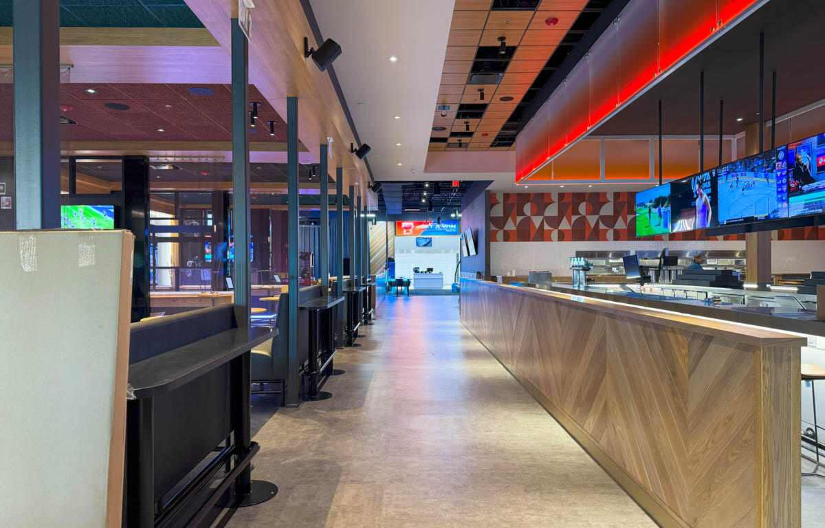 Dave & Buster’s: Sneak peek inside 160-game arcade opening this month ...