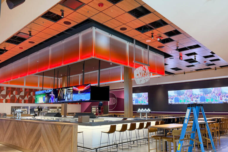 Dave & Buster’s: Sneak peek inside 160-game arcade opening this month ...