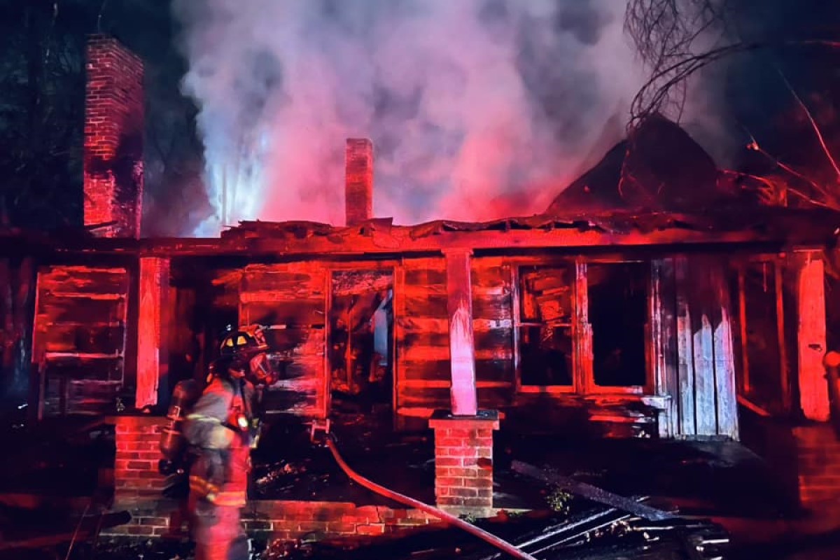 House catches fire off of Dover Road in Clarksville - ClarksvilleNow.com