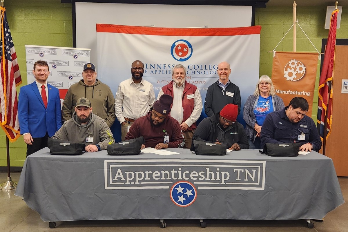 A.O. Smith employees sign apprenticeship agreement with TCAT Dickson in ...