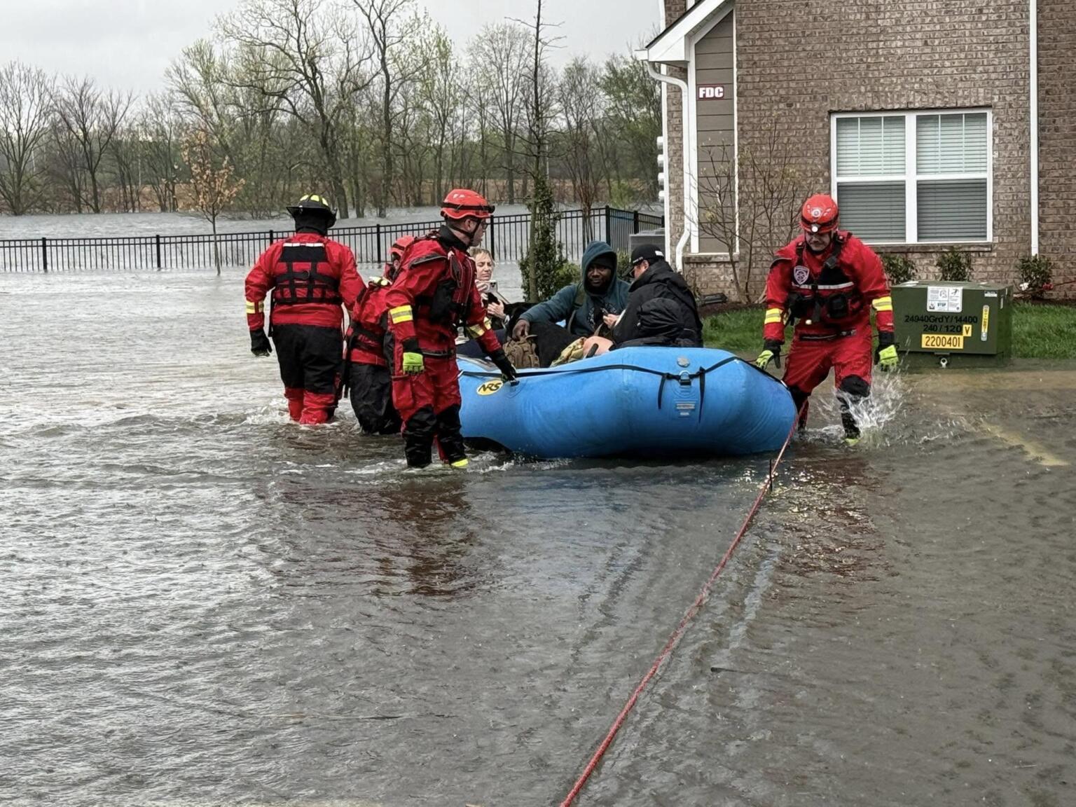 UPDATE: Flash Flood Warning extended, almost 9 inches of rain so far ...