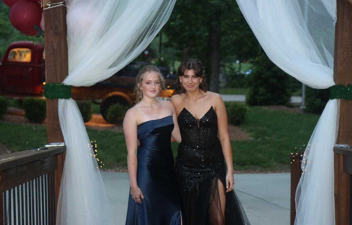 Prom night 2025 for Montgomery Central High School | PHOTOS ...