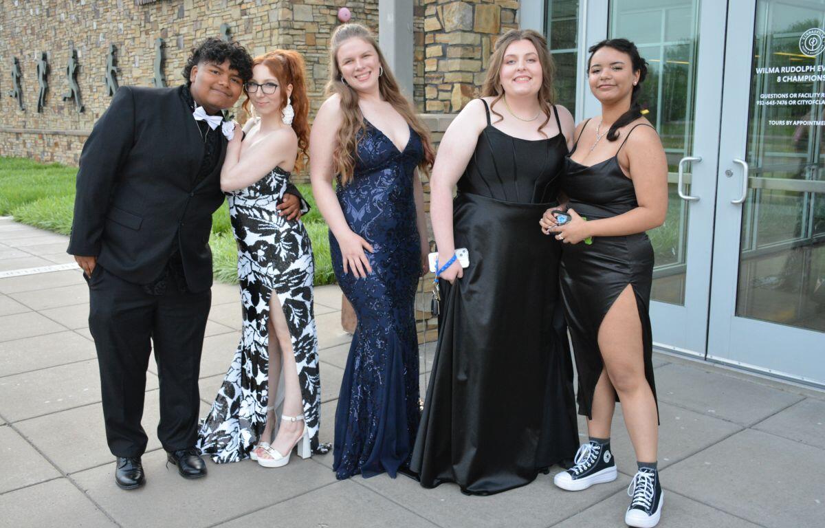 Prom night 2025 for Rossview High School | PHOTOS - ClarksvilleNow.com