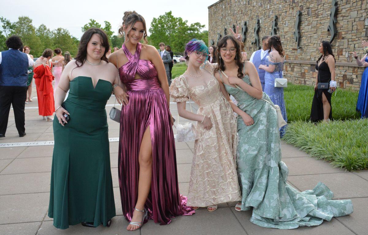 Prom night 2025 for Rossview High School | PHOTOS - ClarksvilleNow.com